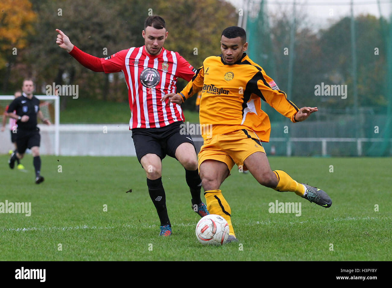 Martin Tuohy in action for Hornchurch - AFC Hornchurch vs Merstham - FA ...
