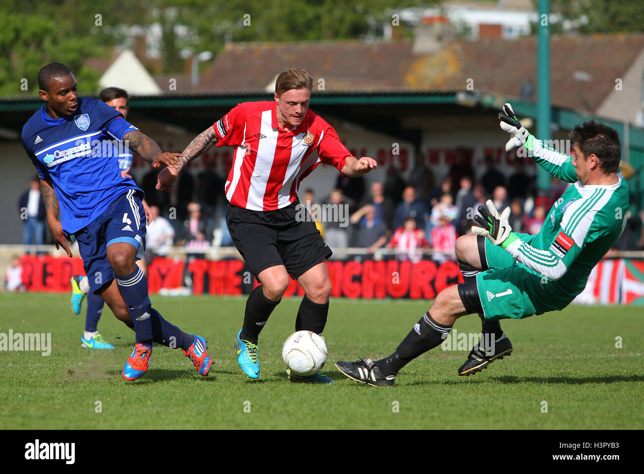 Action tumble football hi-res stock photography and images - Alamy