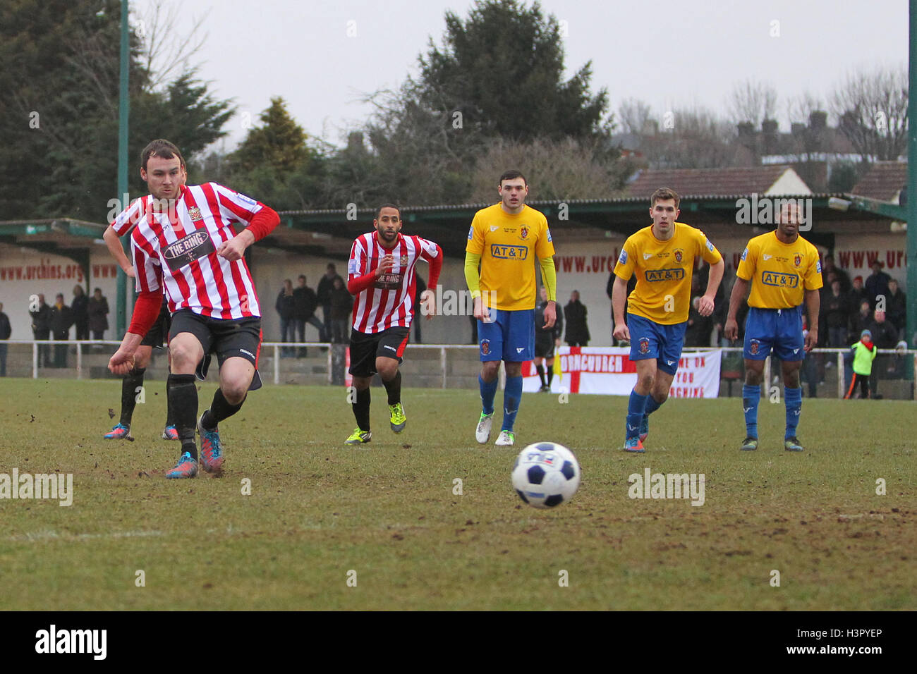 Martin Tuohy scores the equalising goal for Hornchurch from the penalty ...