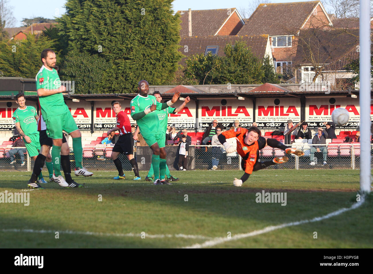 George Purcell scores the second goal for Hornchurch - AFC Hornchurch ...
