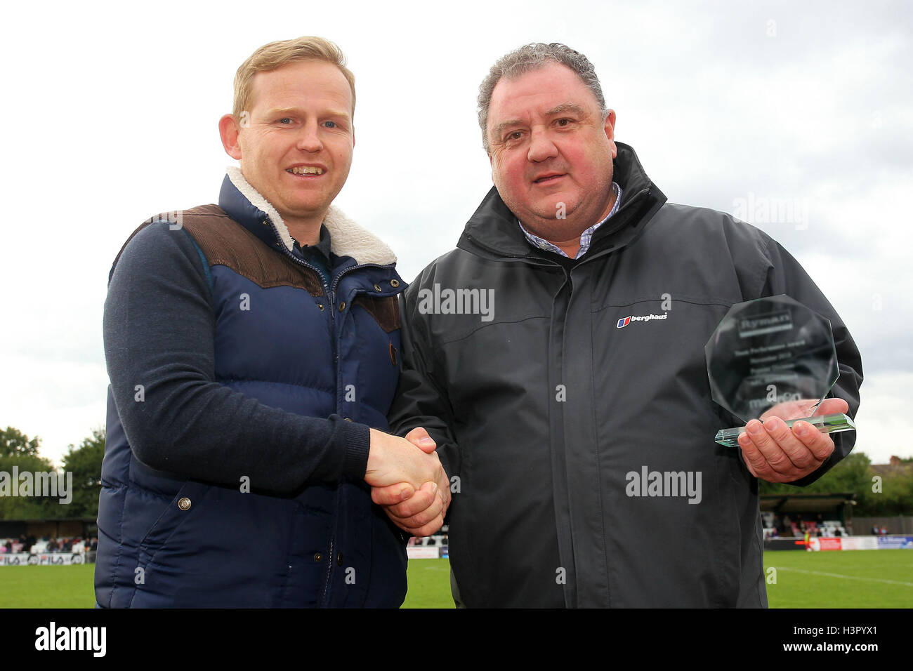 Fa cup presentation hi-res stock photography and images - Alamy