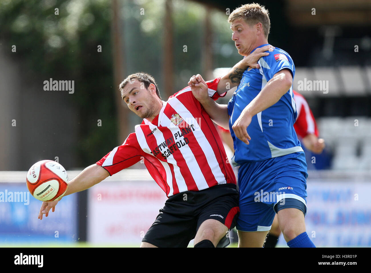 Martin Tuohy of Hornchurch tangles with Alan Massey of Wealdstone - AFC ...