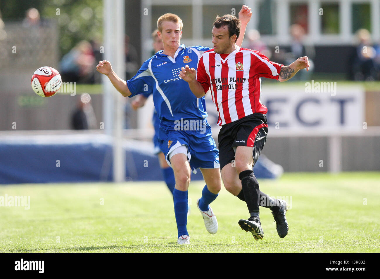 Martin Tuohy in action for Hornchurch - AFC Hornchurch vs Wealdstone ...