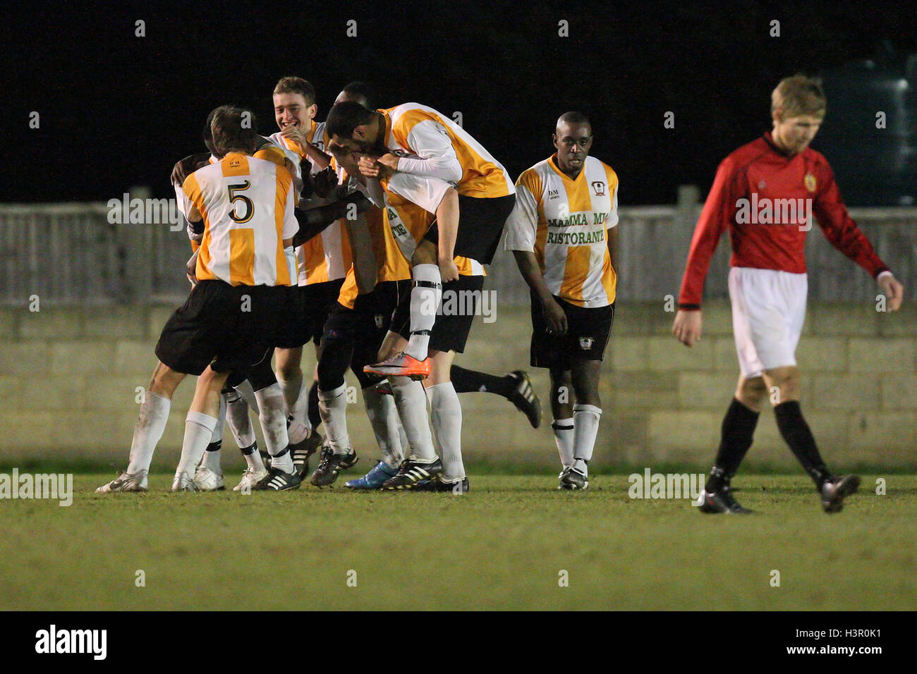 Ashford town football club hi-res stock photography and images - Alamy
