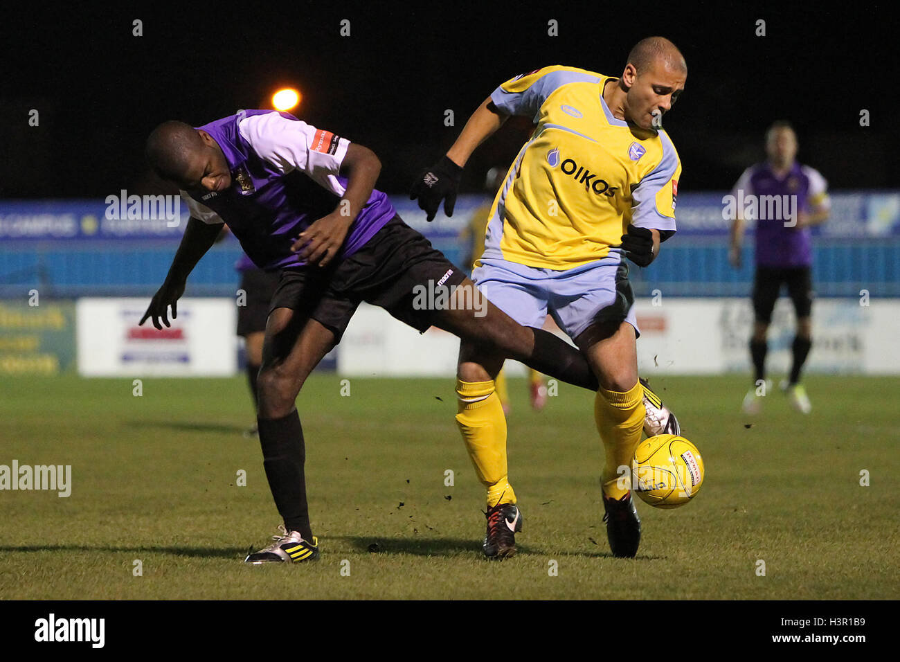 Leon Gordon of Canvey and Daniel Rimmell of Hornchurch - Canvey Island ...