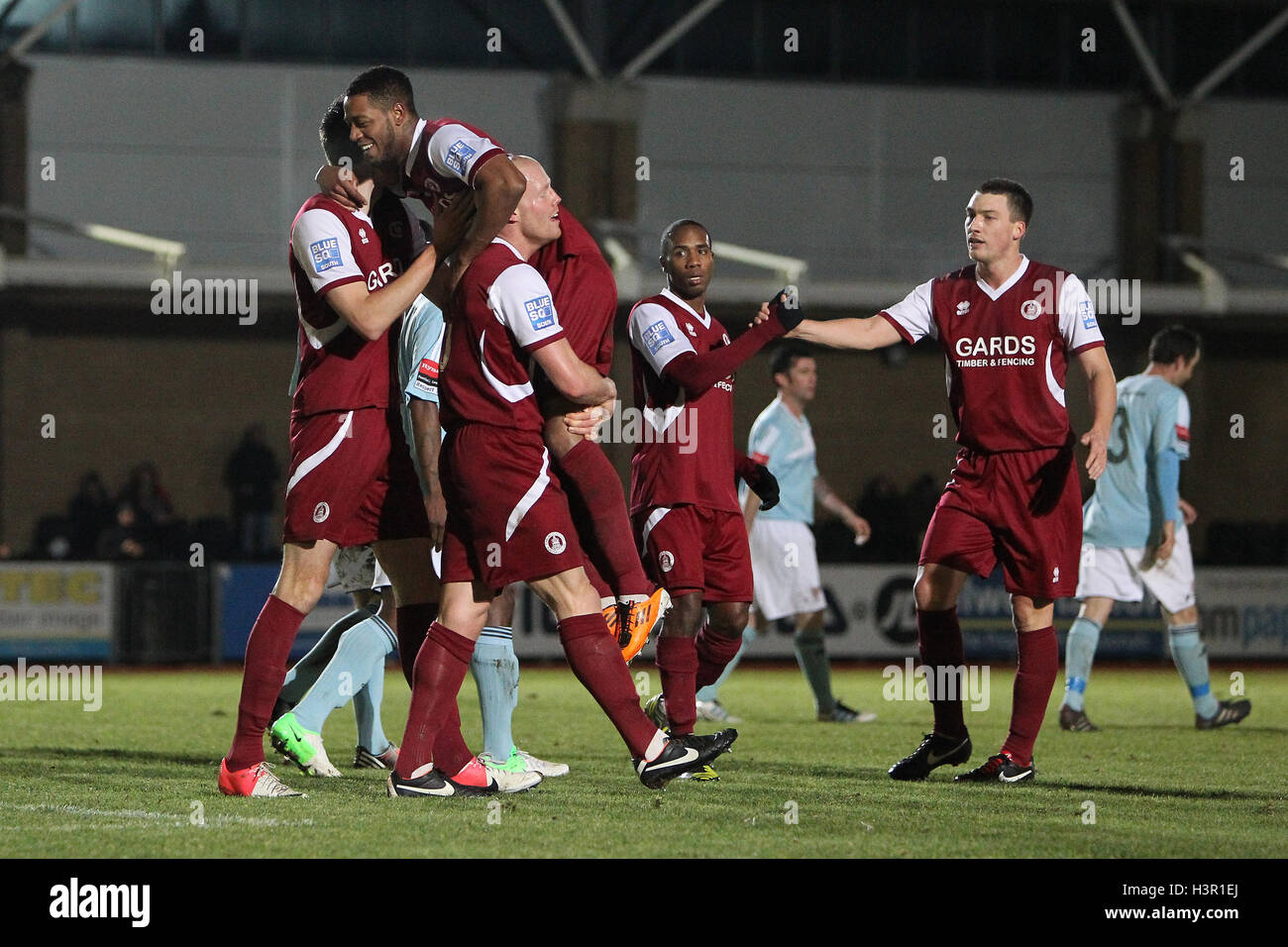 Donovan Simmonds heads the third goal for Chelmsford and celebrates ...