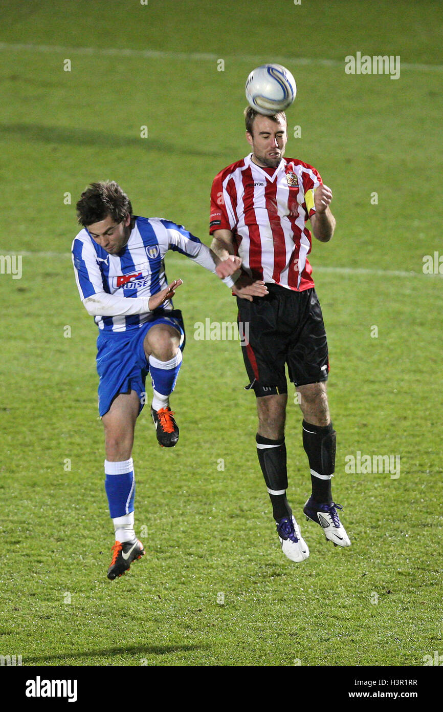 Elliot Styles heads the ball clear for Hornchurch - Colchester United ...