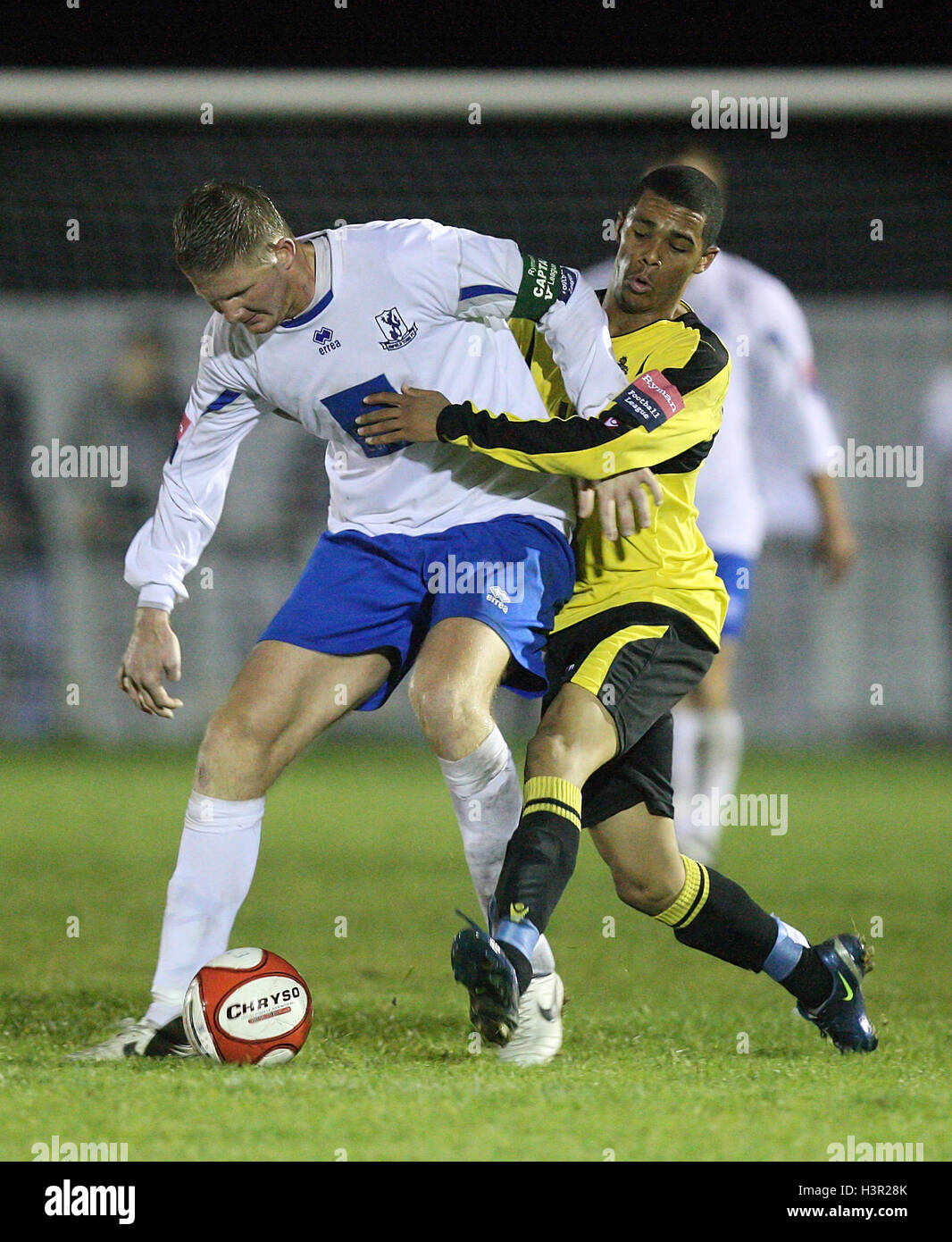 Paul Burnett of Romford closes down Chris Wild - Enfield Town vs ...