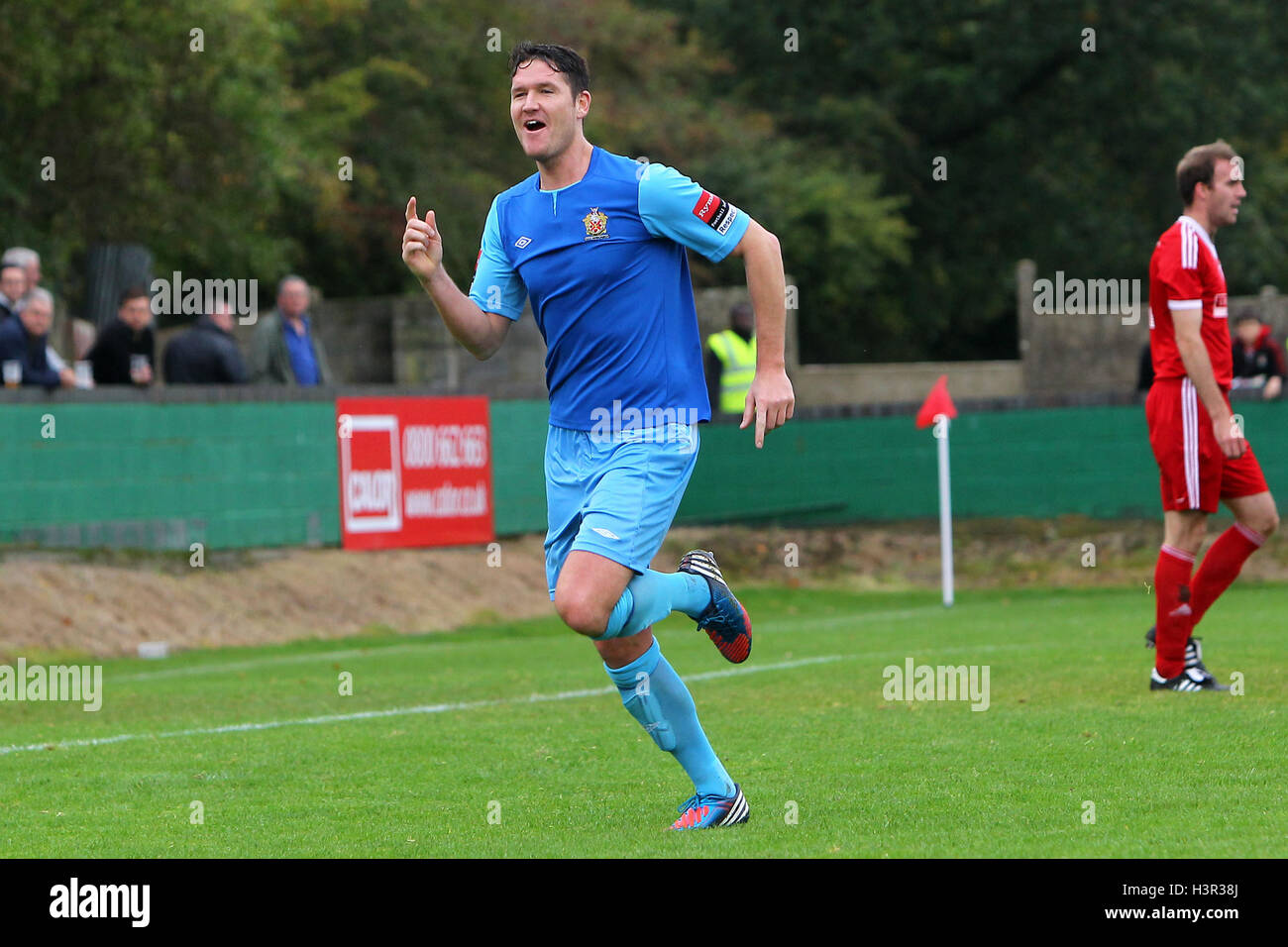 Vauxhall road hemel hi-res stock photography and images - Alamy