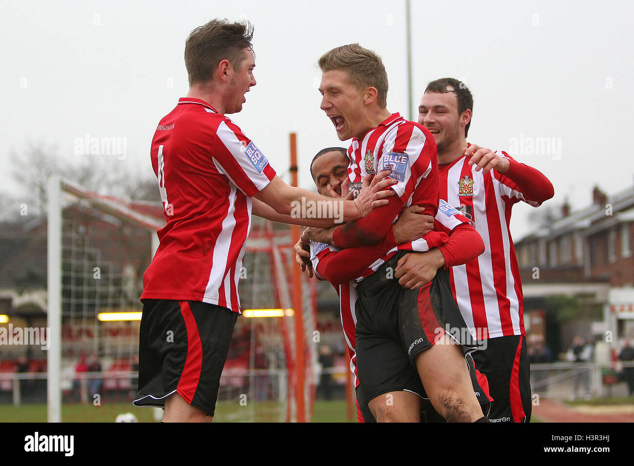 Martin Tuohy celebrates scoring the first goal for Hornchurch with his ...