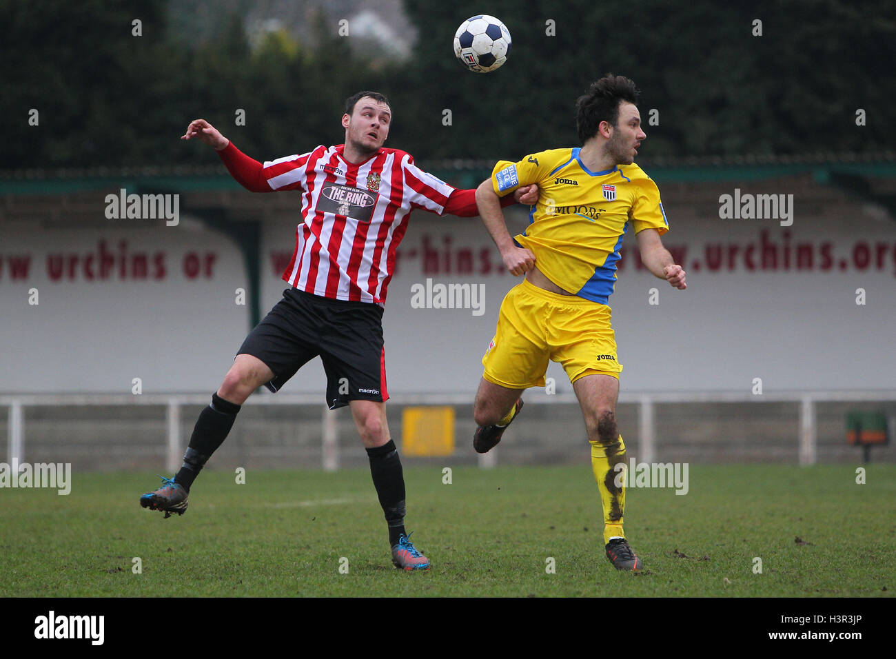 Martin Tuohy of Hornchurch and Marc Canham of Bath - AFC Hornchurch vs ...