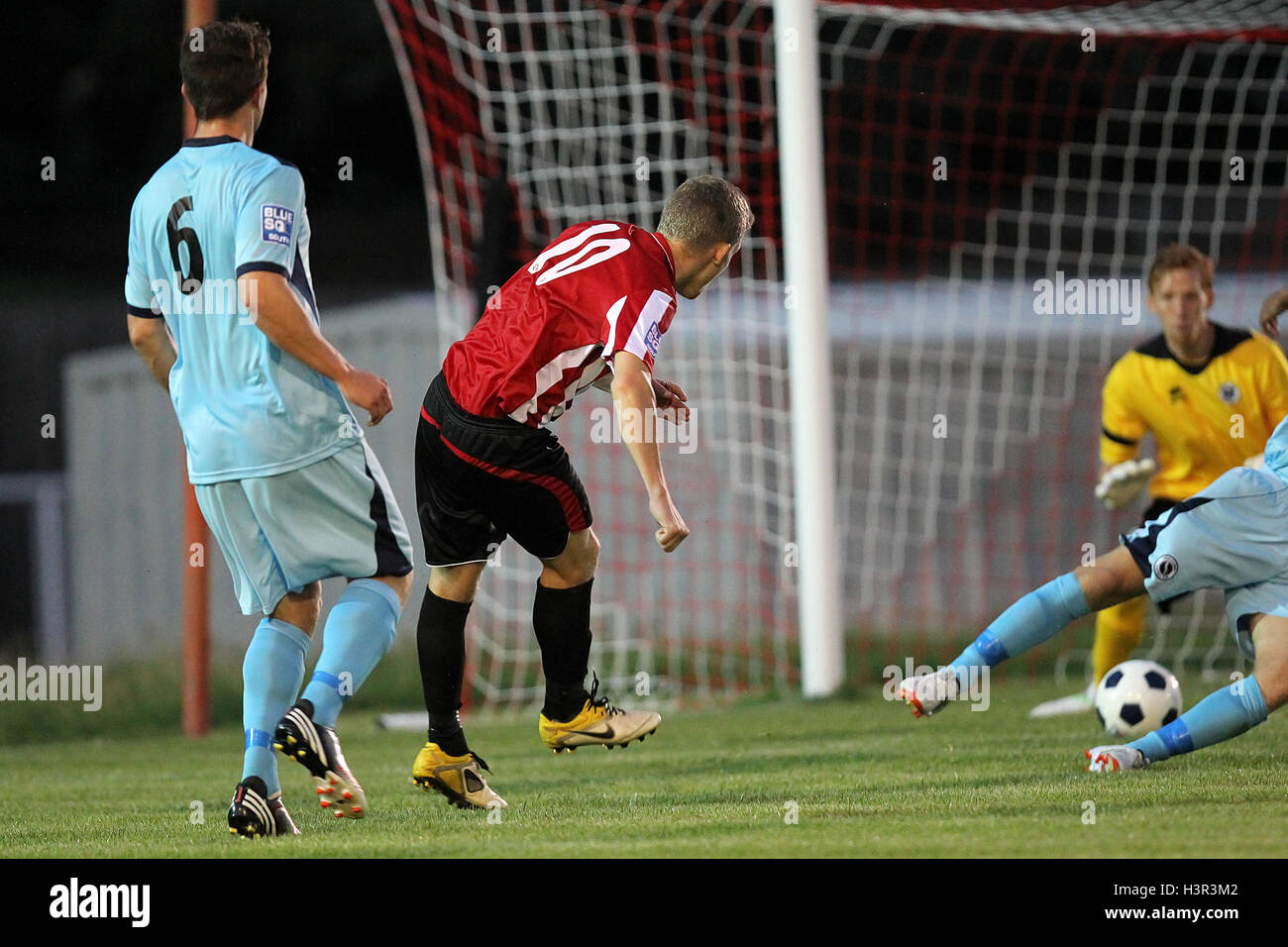 Lewis Smith scores the first goal for Hornchurch and celebrates - AFC ...