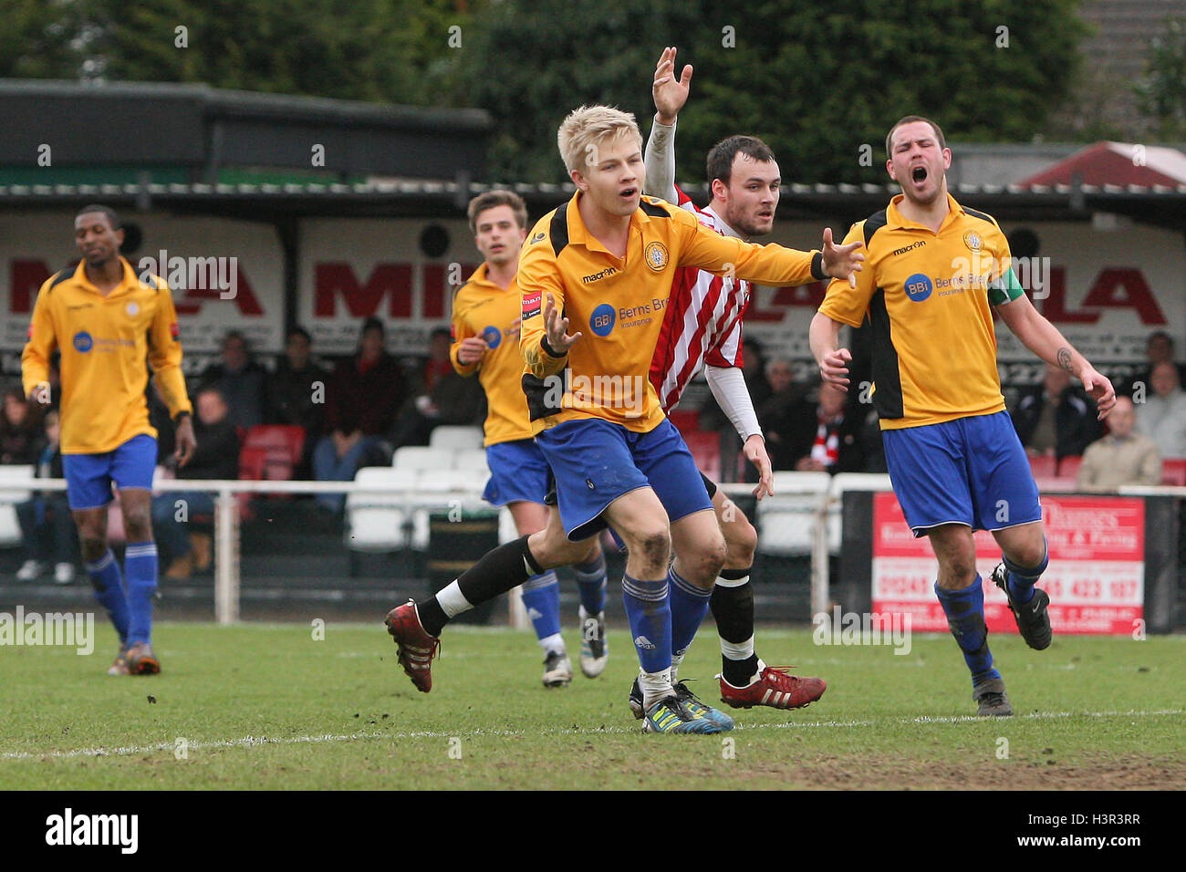 Martin Tuohy scores the equalising goal for Hornchurch and celebrates ...