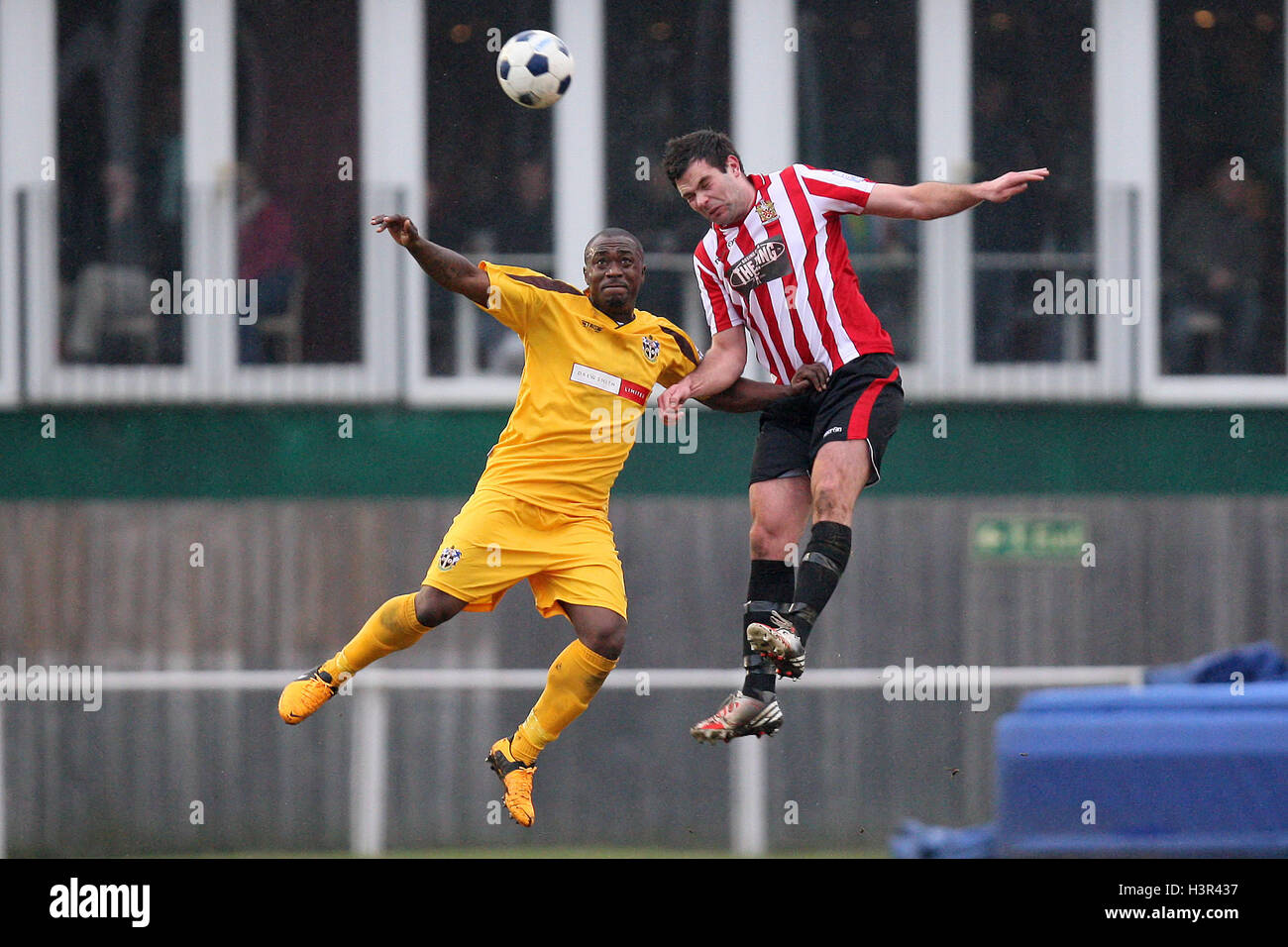 Paul Goodacre in action for Hornchurch - AFC Hornchurch vs Sutton ...