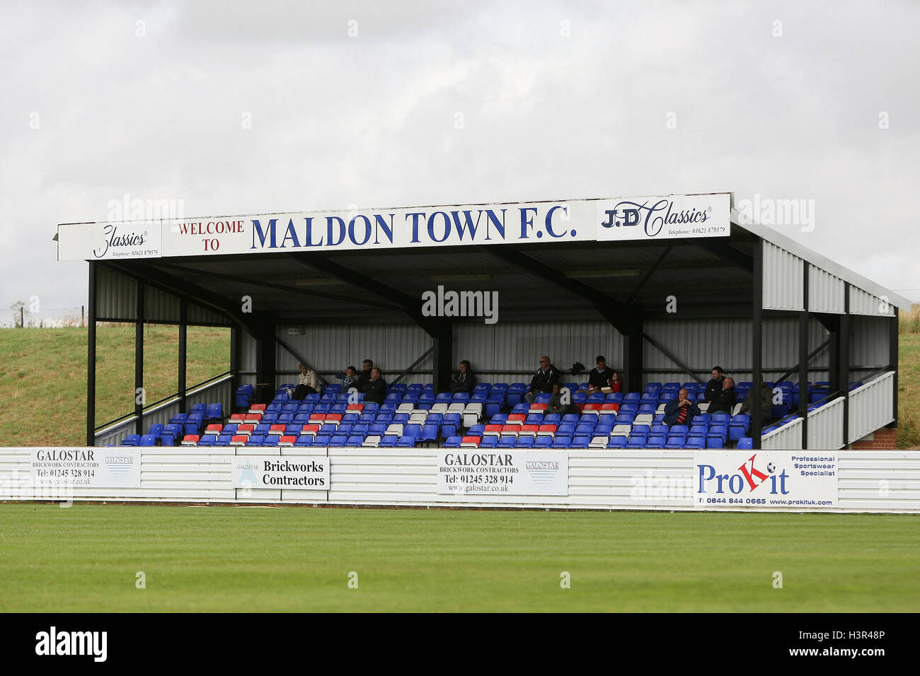 Football pre season general view hi-res stock photography and images ...