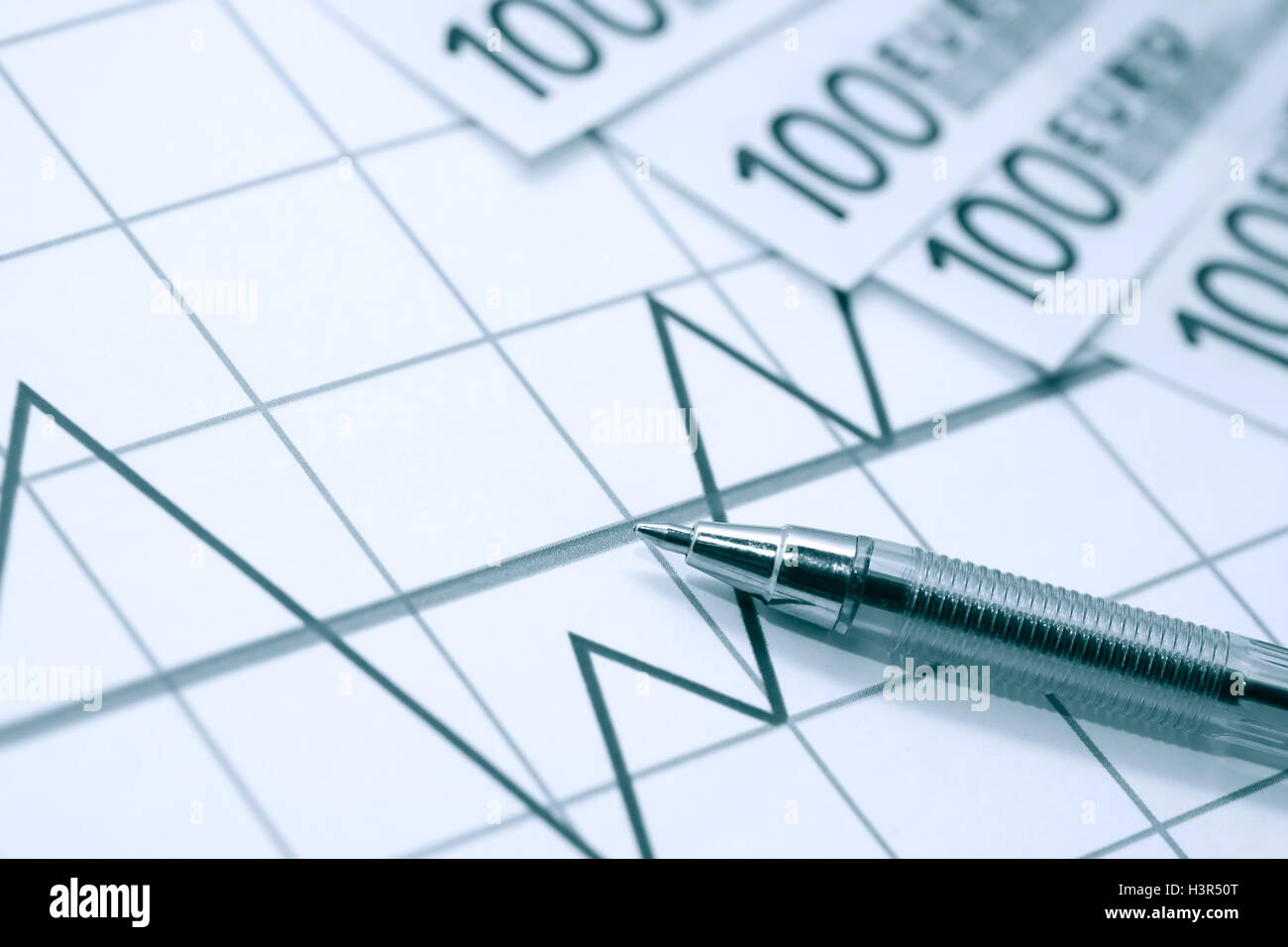 Calculation economic hi-res stock photography and images - Alamy