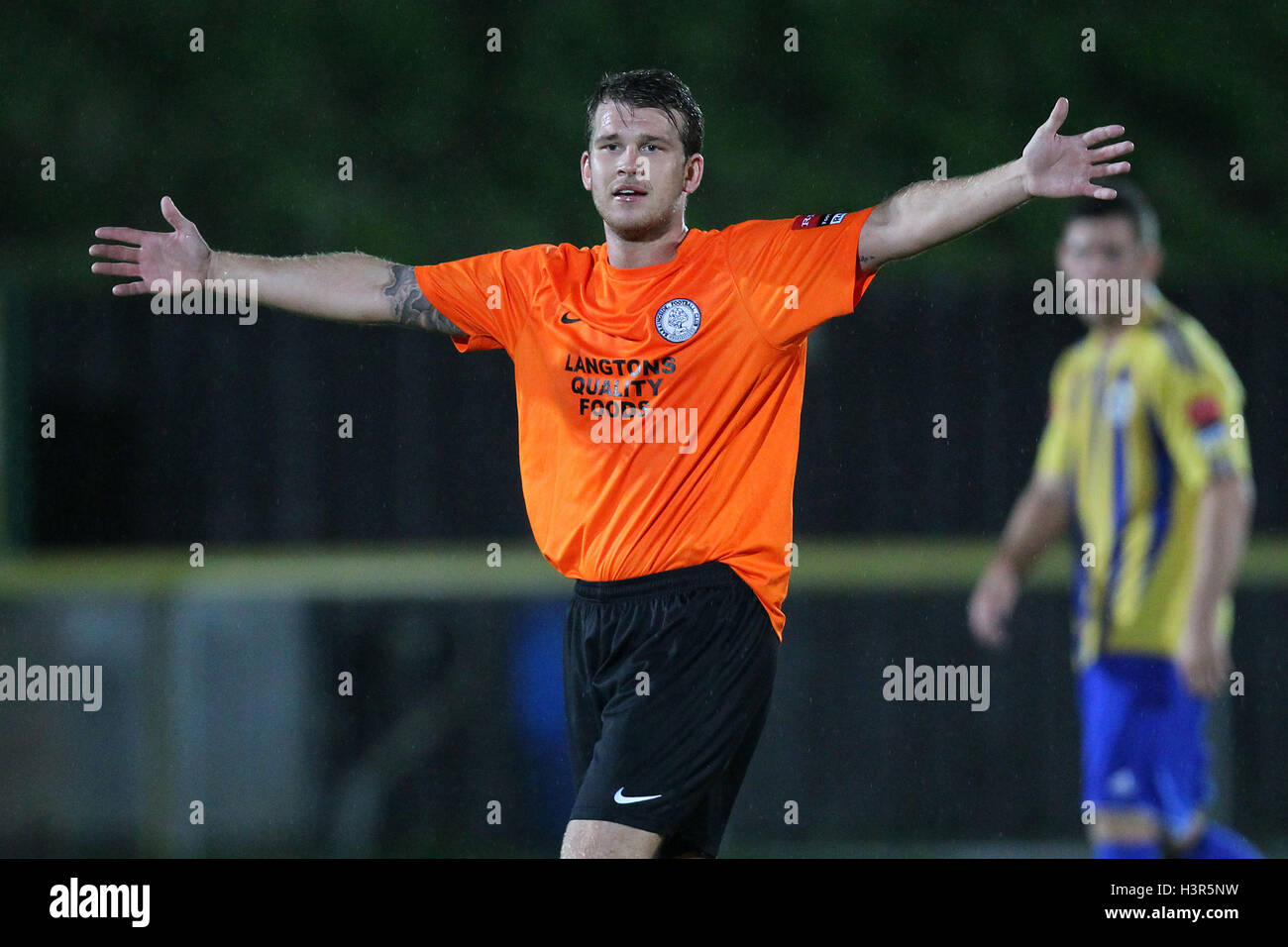 Richard Oxby of Barkingside - Romford vs Barkingside - Ryman League ...