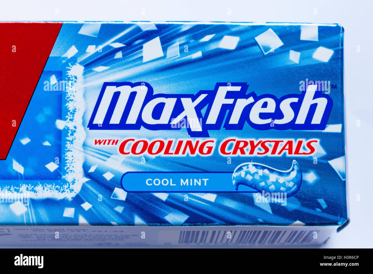MaxFresh with cooling crystals cool mint - information on box of ...