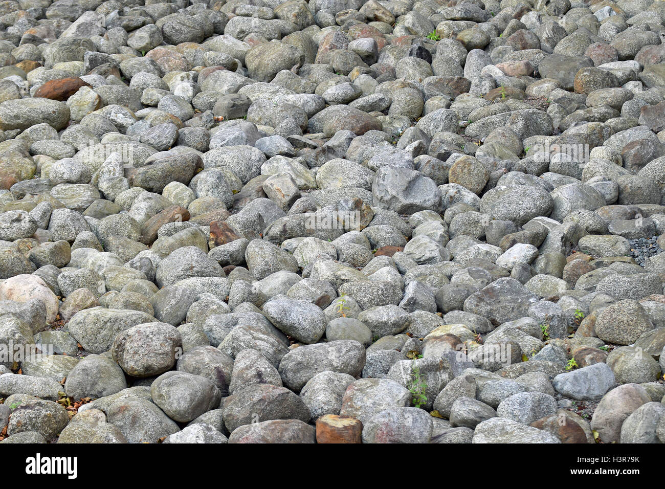 Grey stones hi-res stock photography and images - Alamy