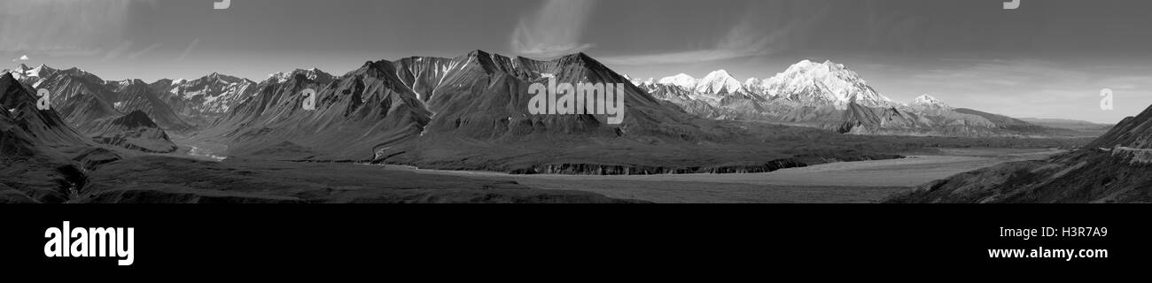 Panoramic view of Denali, the Great One, from the Eielson Visitor ...
