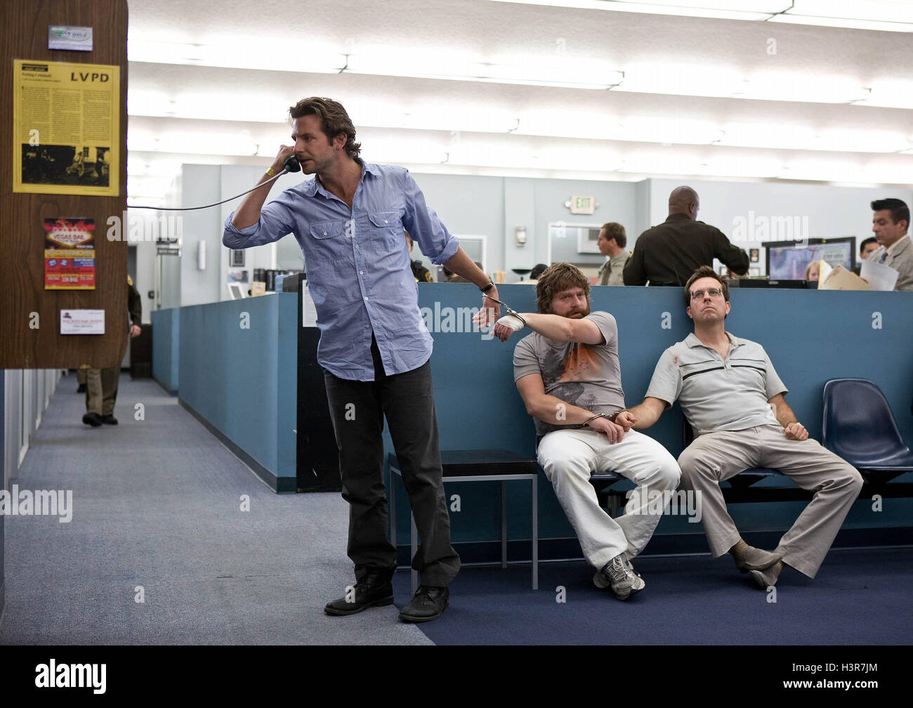 The hangover movie hi-res stock photography and images - Alamy