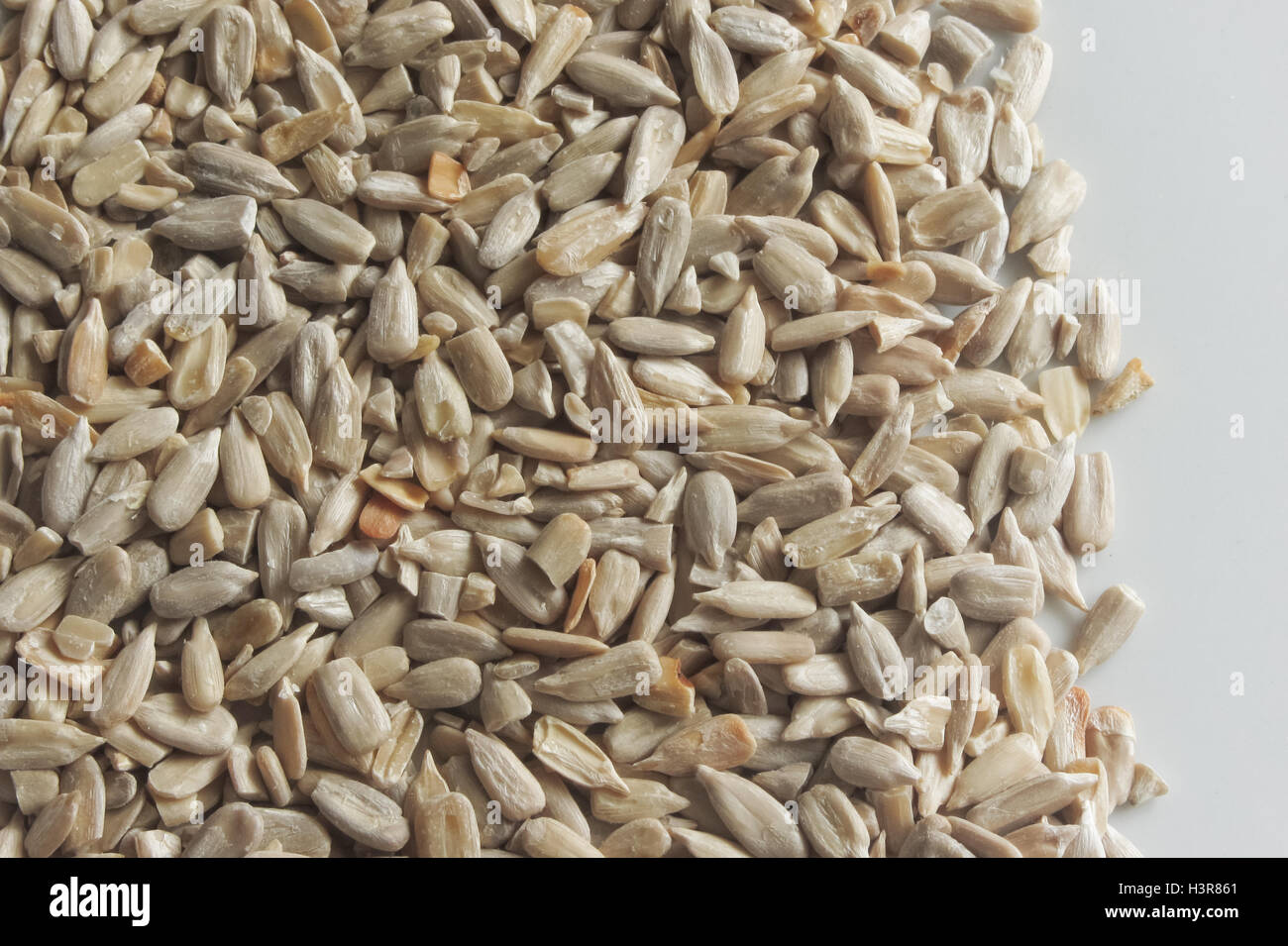 Unshelled sunflower seeds hi-res stock photography and images - Alamy