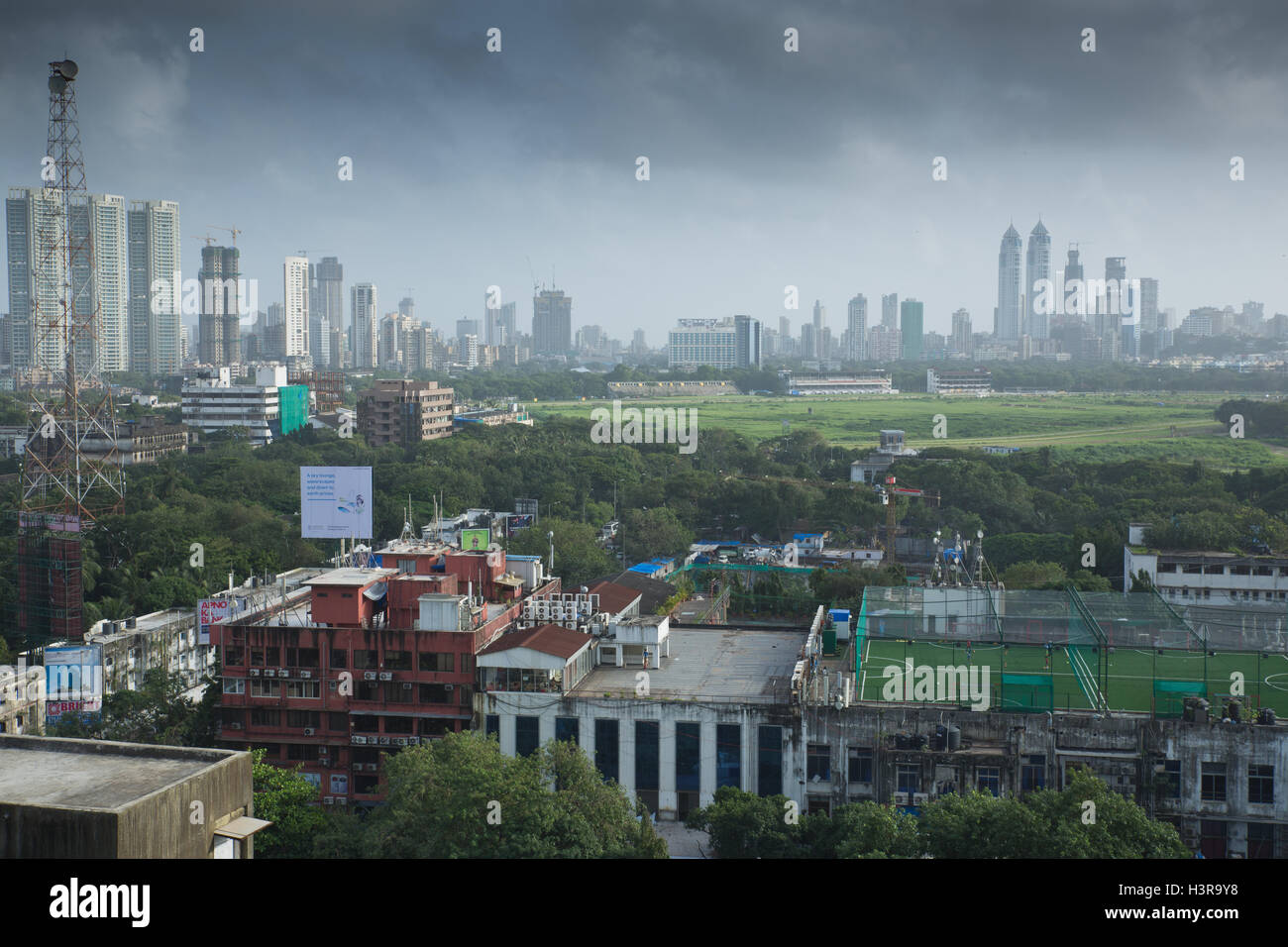 Lower parel skyline hi-res stock photography and images - Alamy