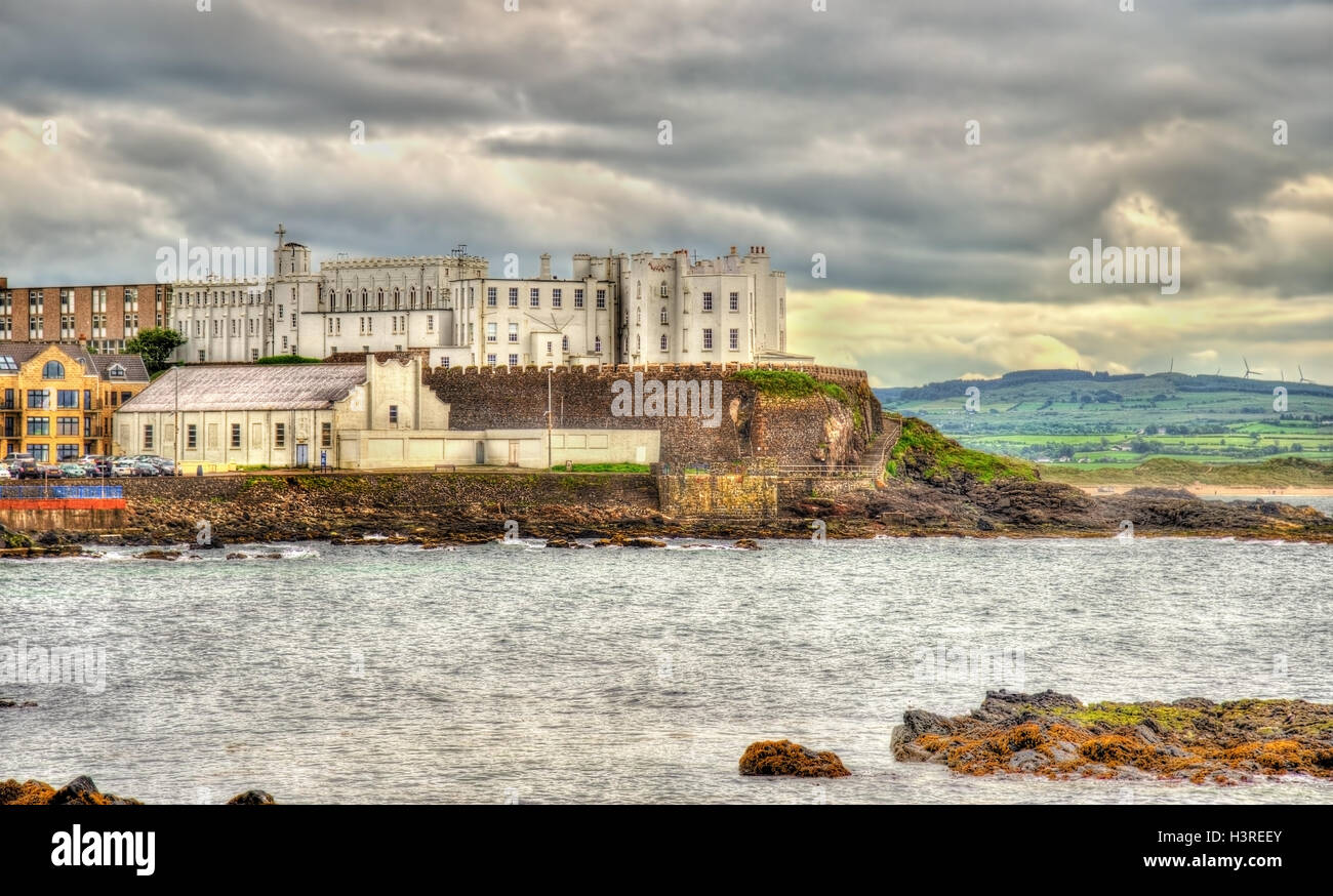 Derry castle hi-res stock photography and images - Alamy
