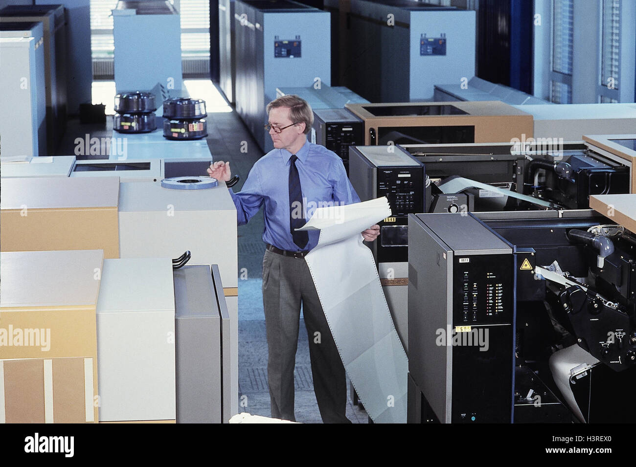 Computer centre, computer, office worker, lists, controls EDP, data ...