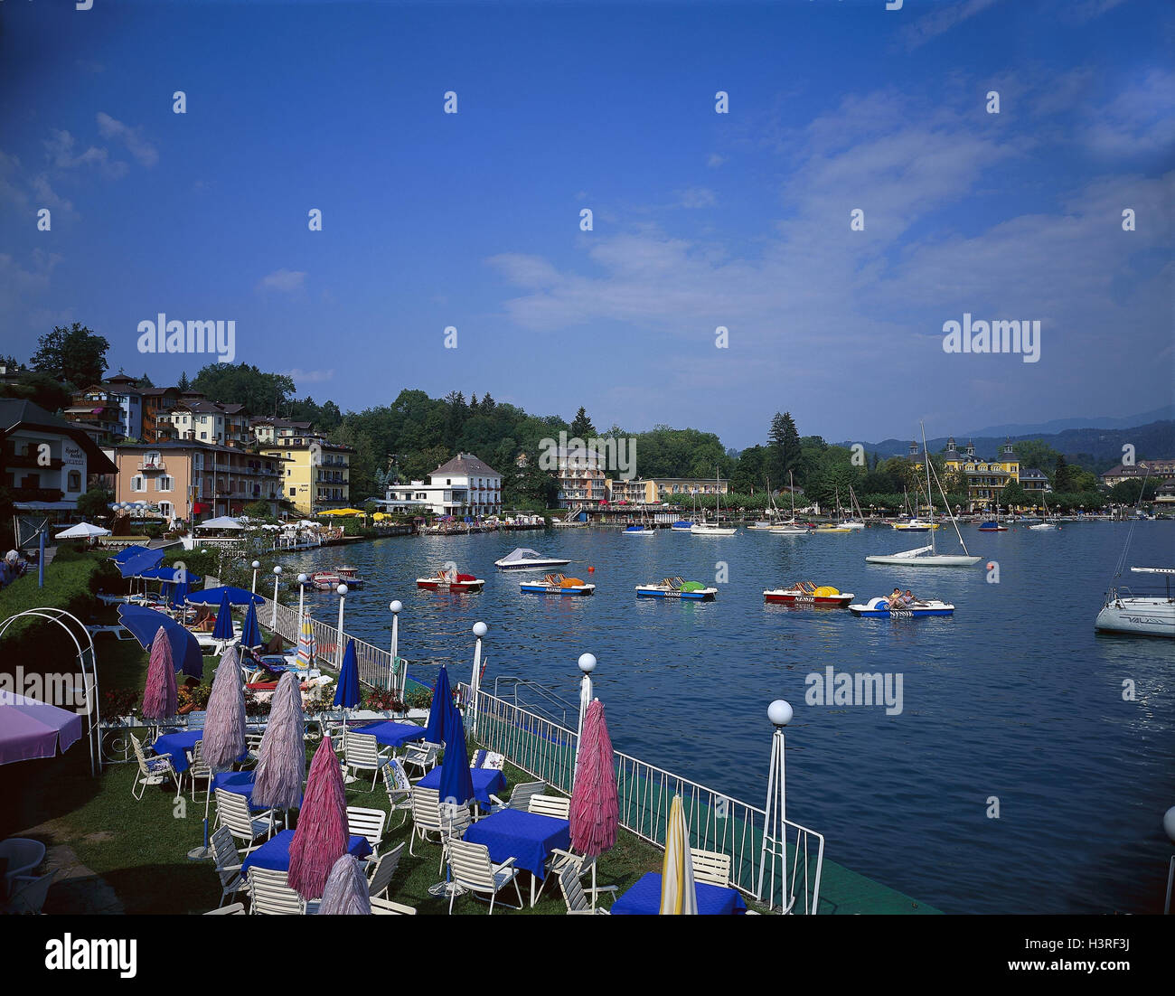Velden in the worther lake hi-res stock photography and images - Alamy