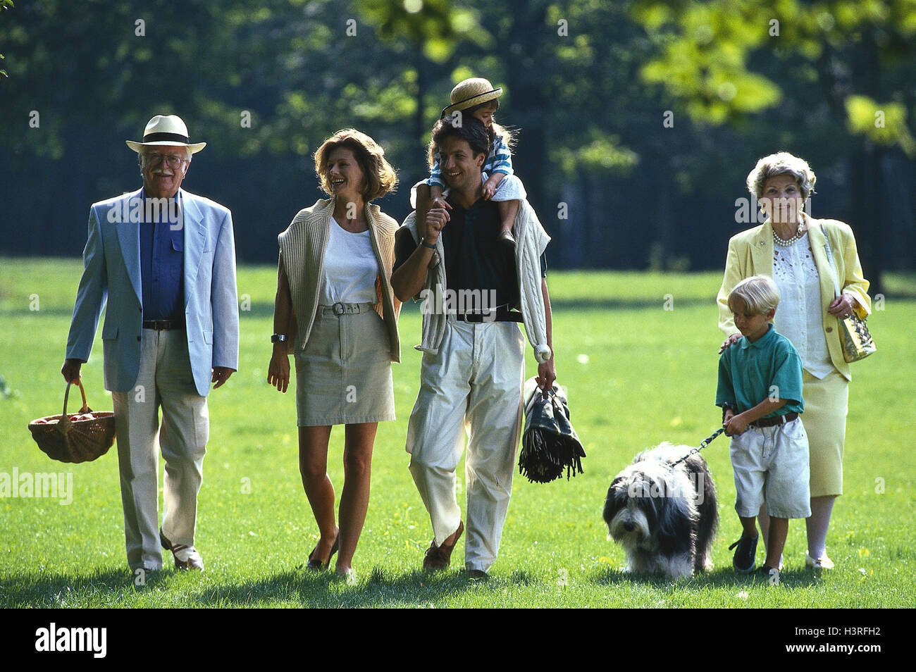 Meadow, great family, walk, picnic, outside, excursion, family outing ...