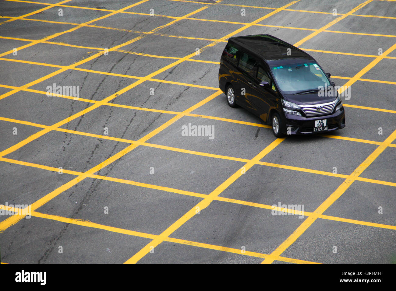 Box junction hi-res stock photography and images - Alamy