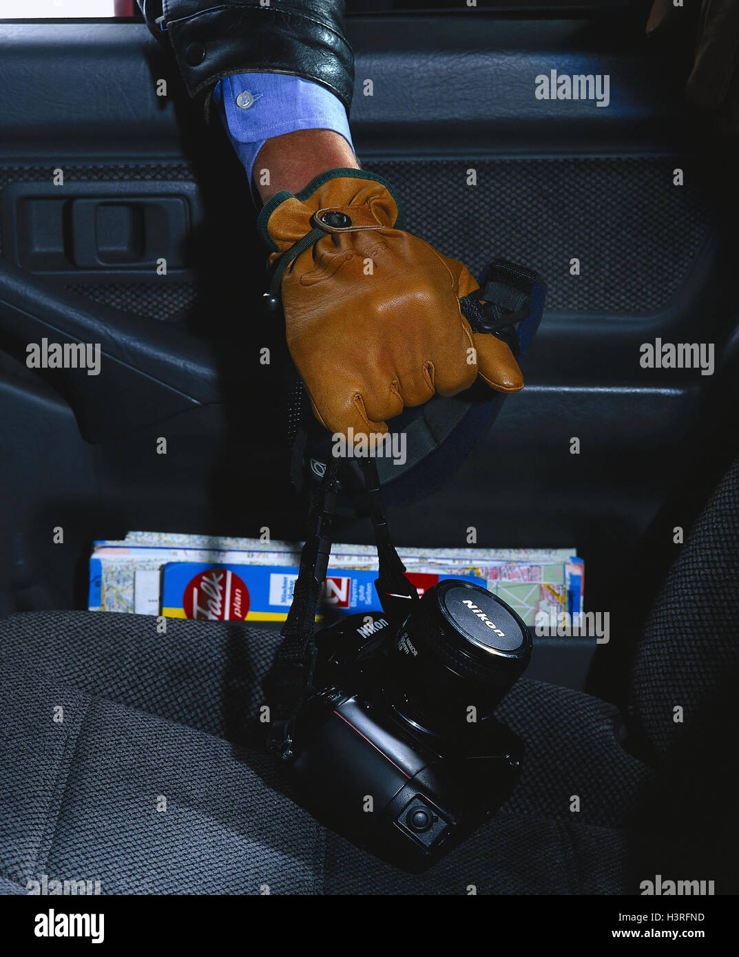 Icon, theft, car, window, thief, hand, camera, steal passenger car ...