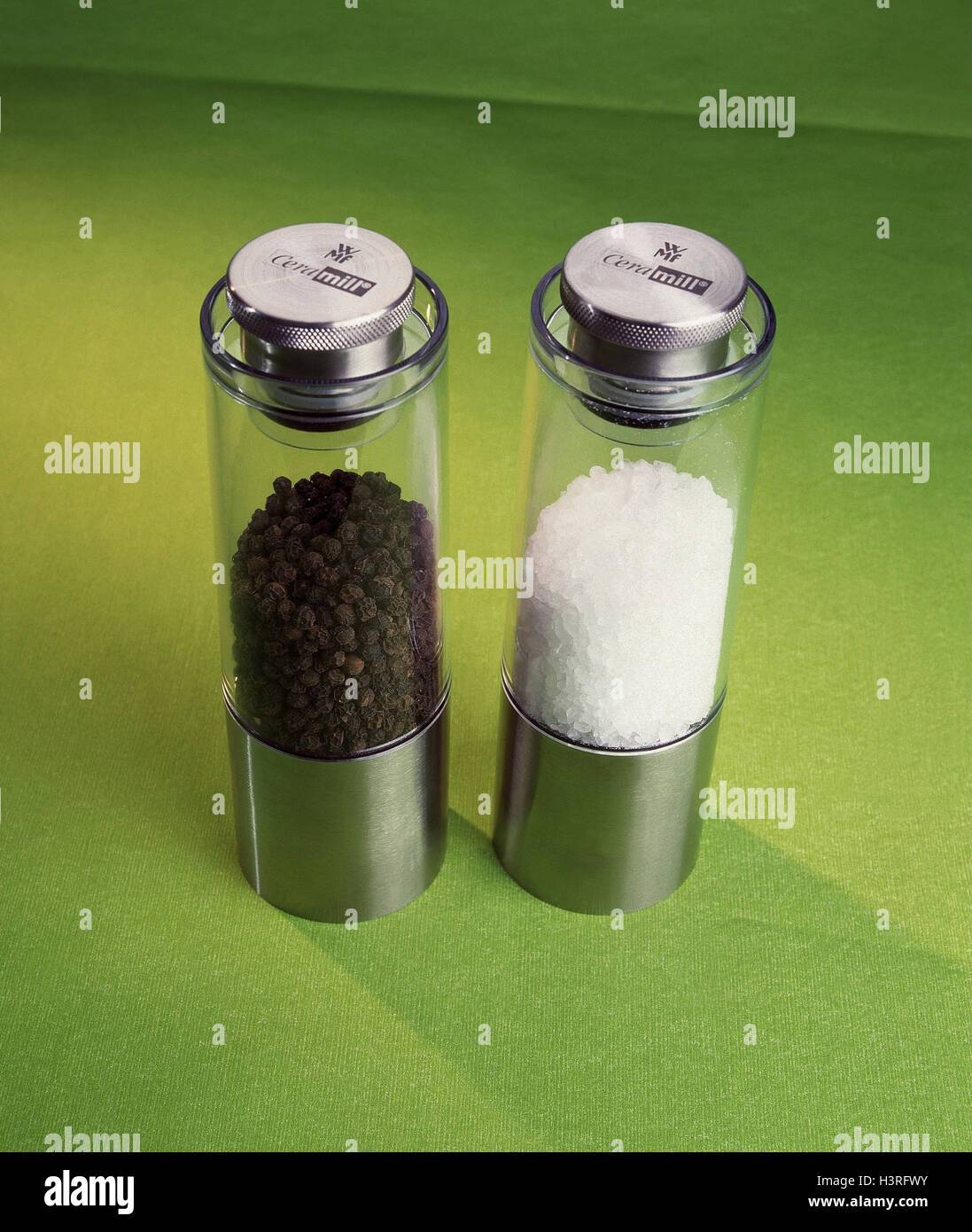 Salt-cellar, pepperpot, product photography, salt, pepper, spices ...