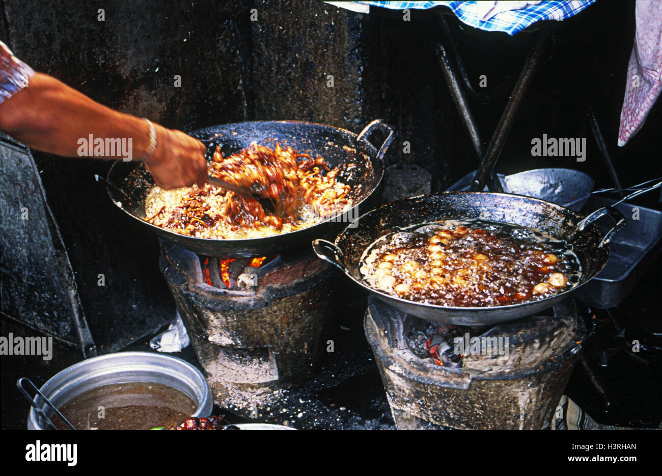 Thailand, Bangkok, cooking cuisine, woman, foods, preparation, close up ...