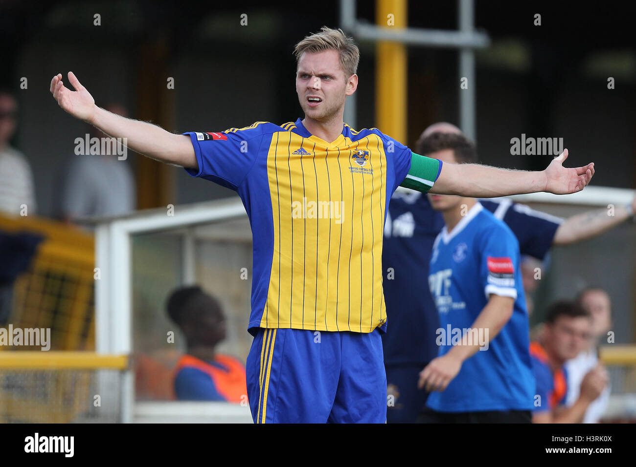 Jack Barry in action for Romford - Romford vs Bury Town - FA Challenge ...