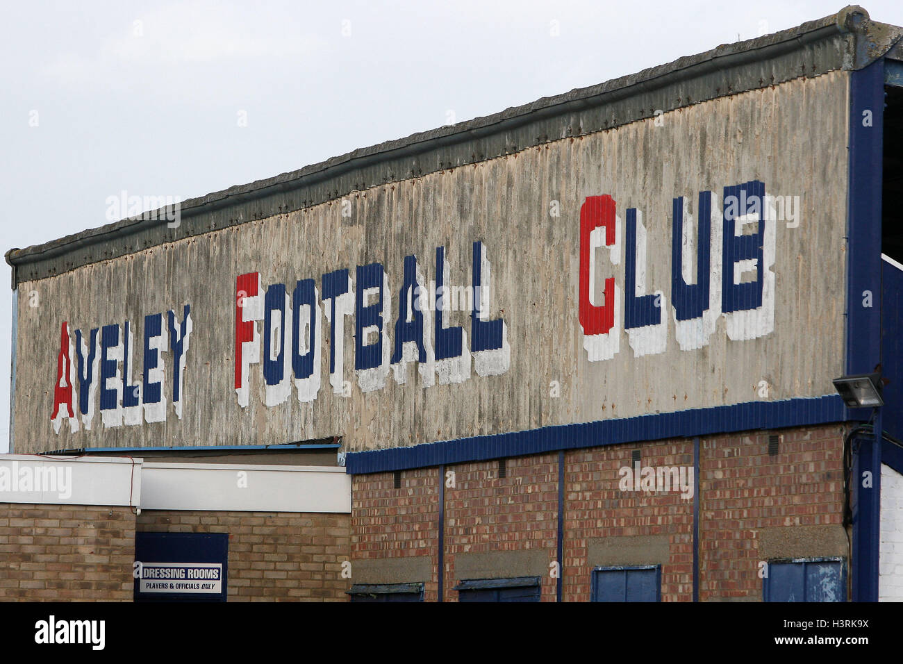 Aveley football club hi-res stock photography and images - Alamy