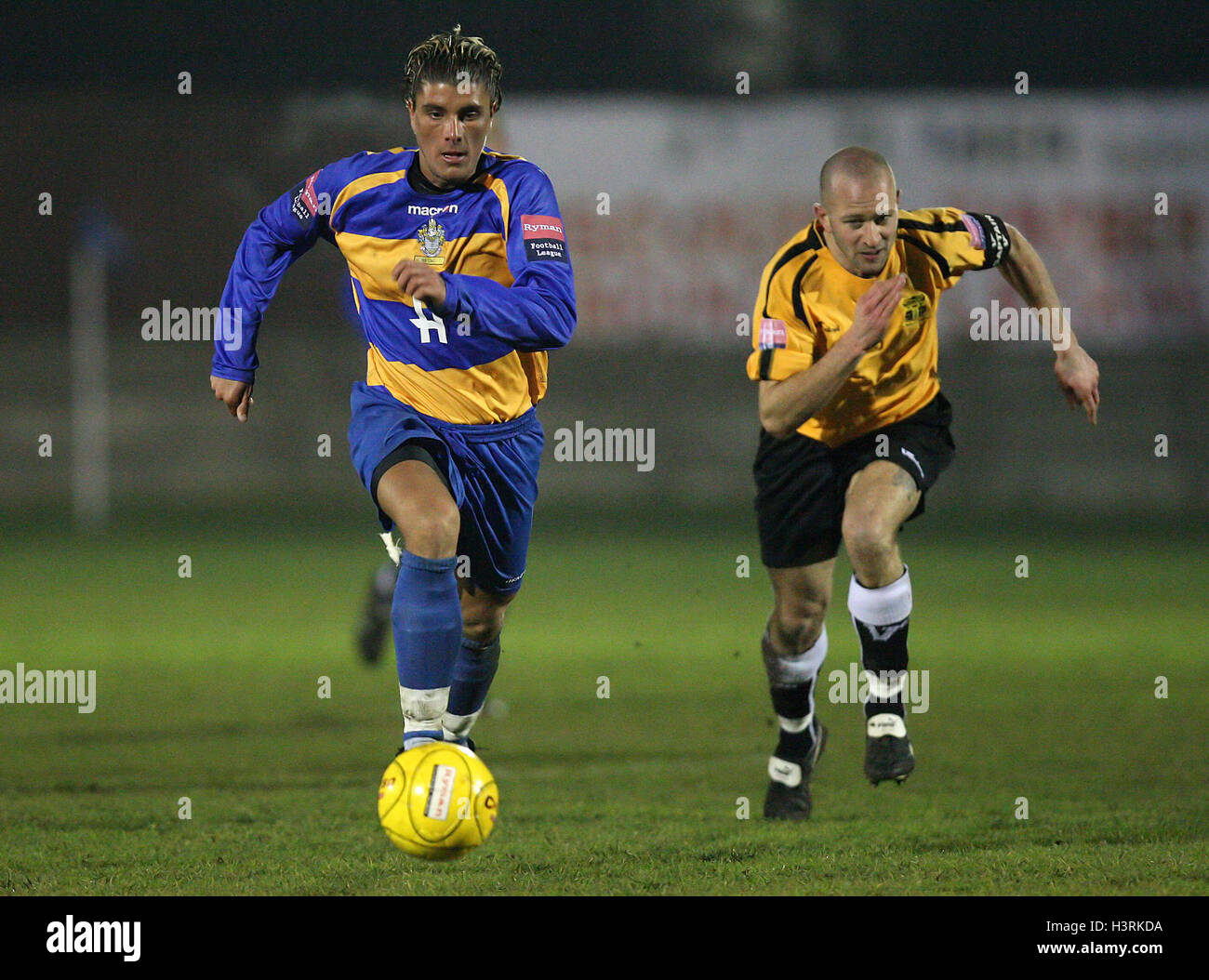 Martin Heed on the charge for Romford - Romford vs Cheshunt - Ryman ...