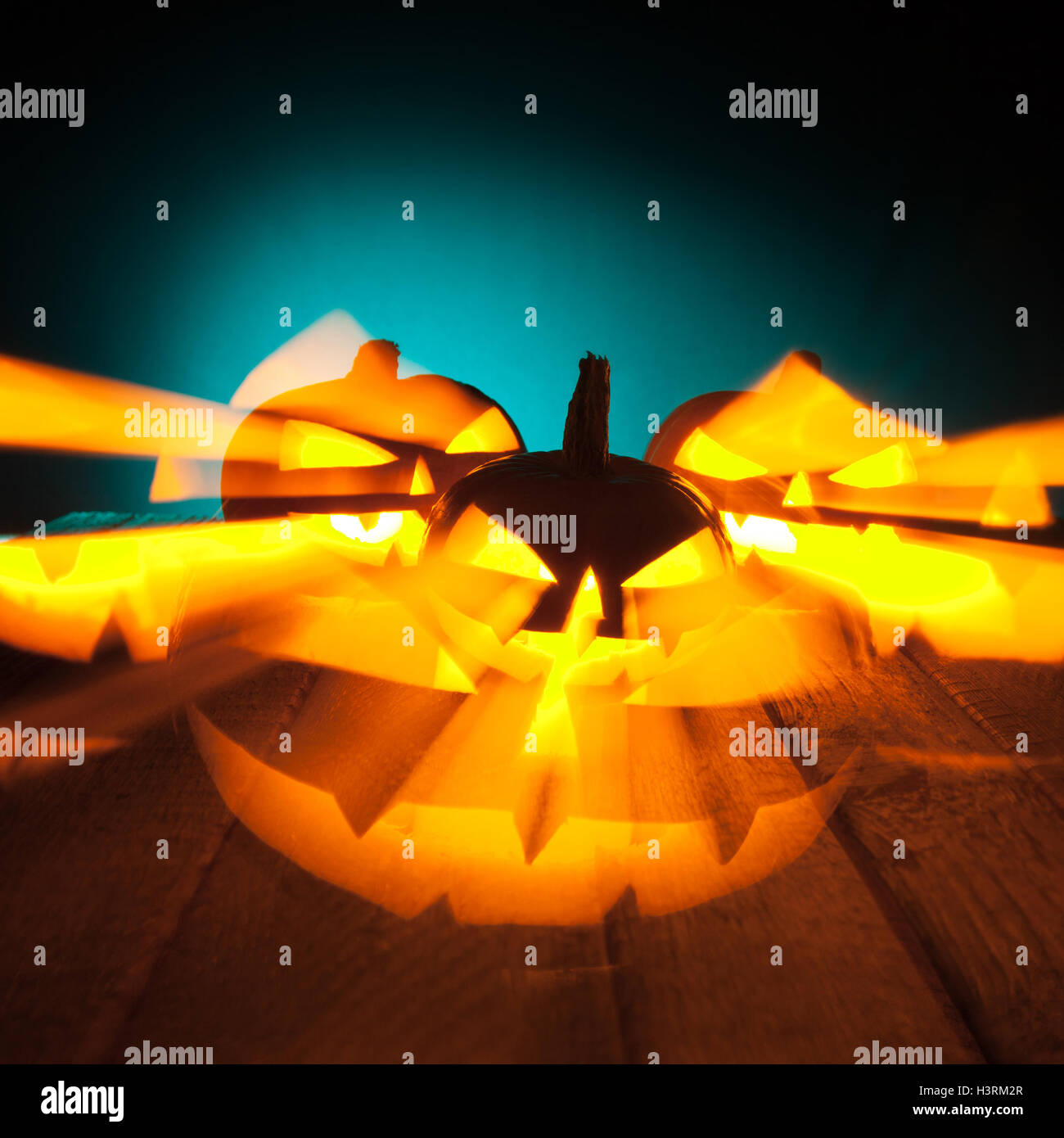 Glowing pumpkins hi-res stock photography and images - Alamy