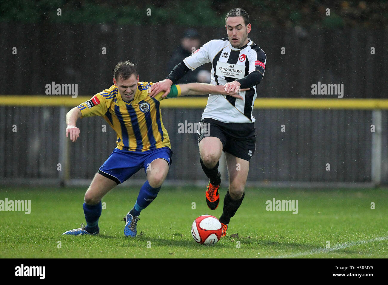 Jack Barry of Romford tussles with Luke Callander of Heybridge ...