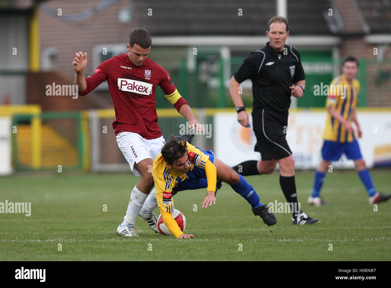 Action tumble football hi-res stock photography and images - Alamy
