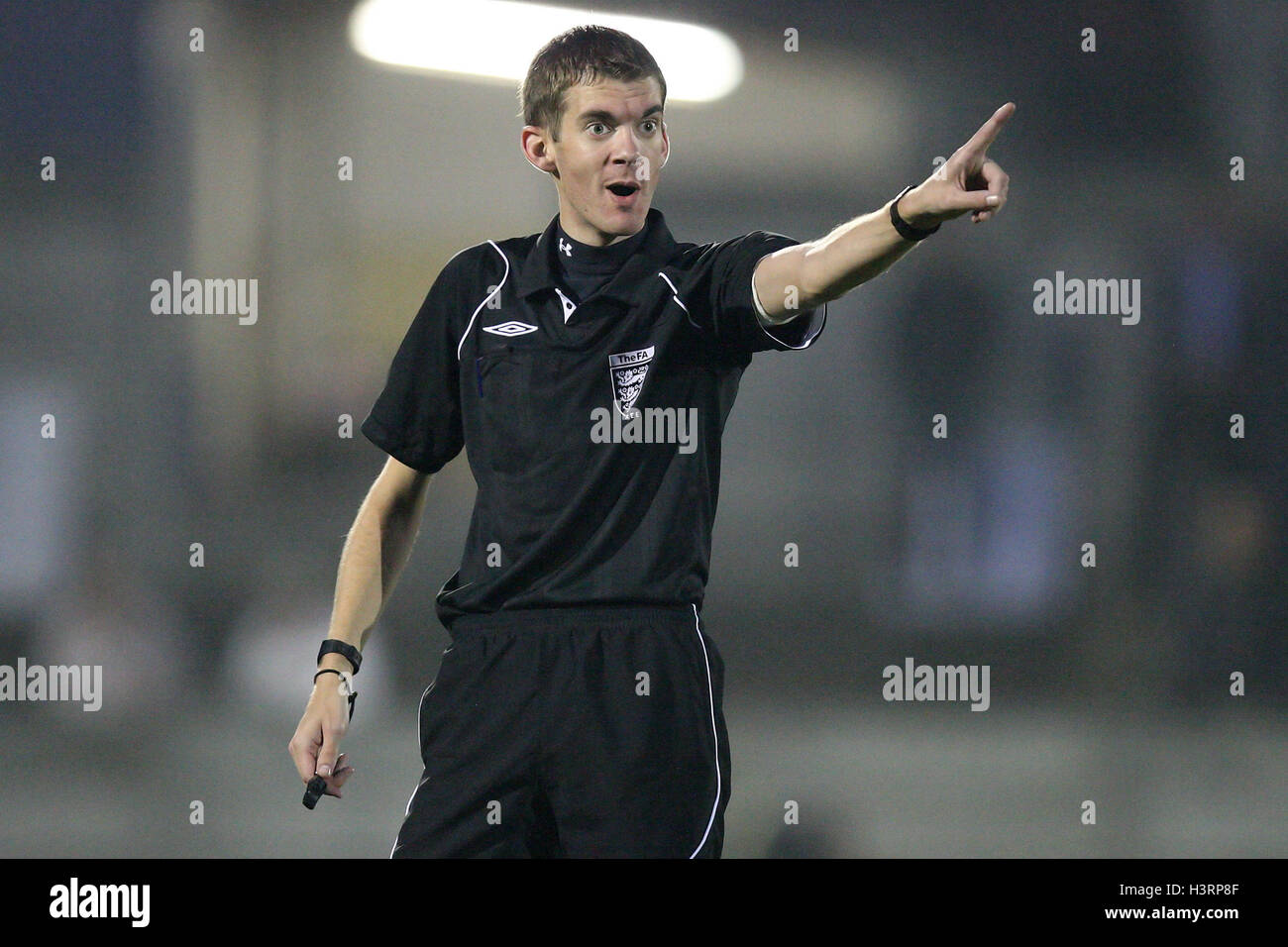 Grassroots football referee hi-res stock photography and images - Alamy