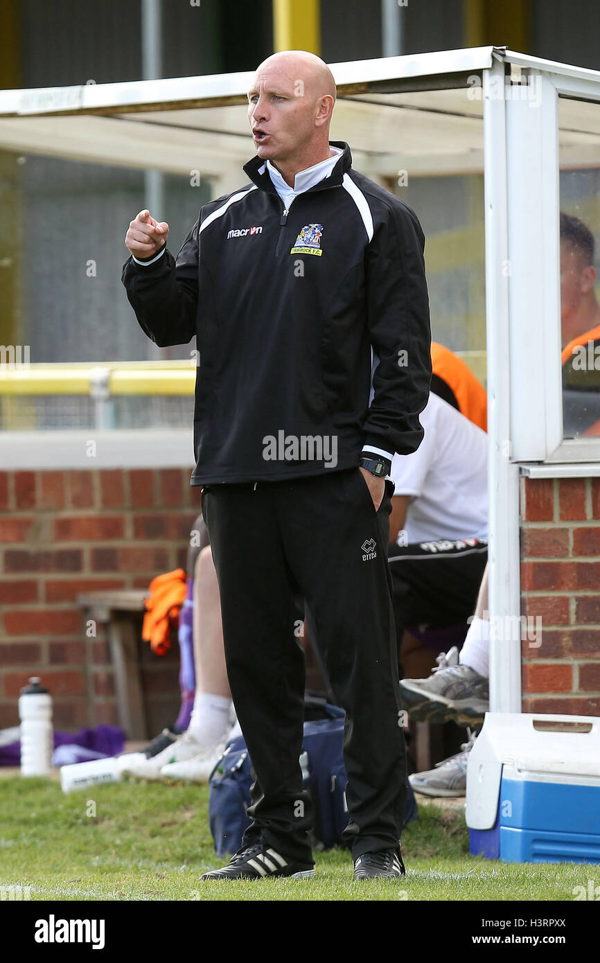 Thurrock manager Mark Stimson - Romford vs Thurrock - FA Challenge ...
