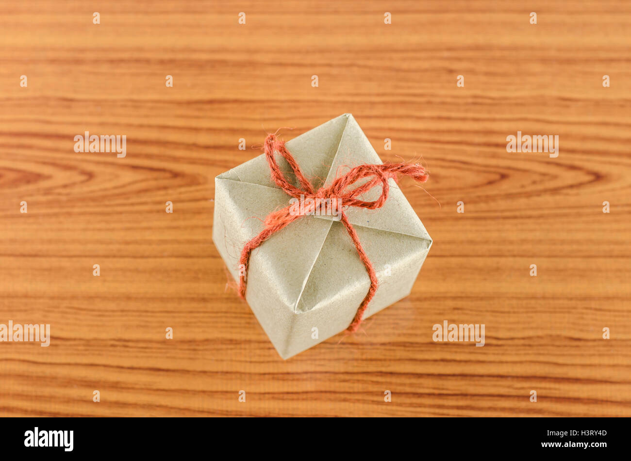 brown gift box Stock Photo - Alamy