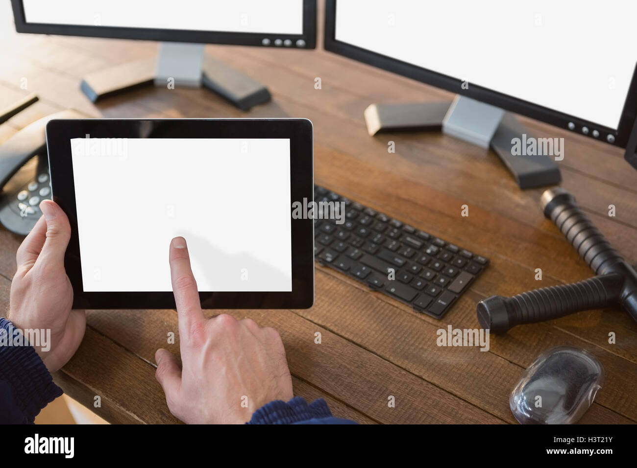 Connection officer hi-res stock photography and images - Alamy