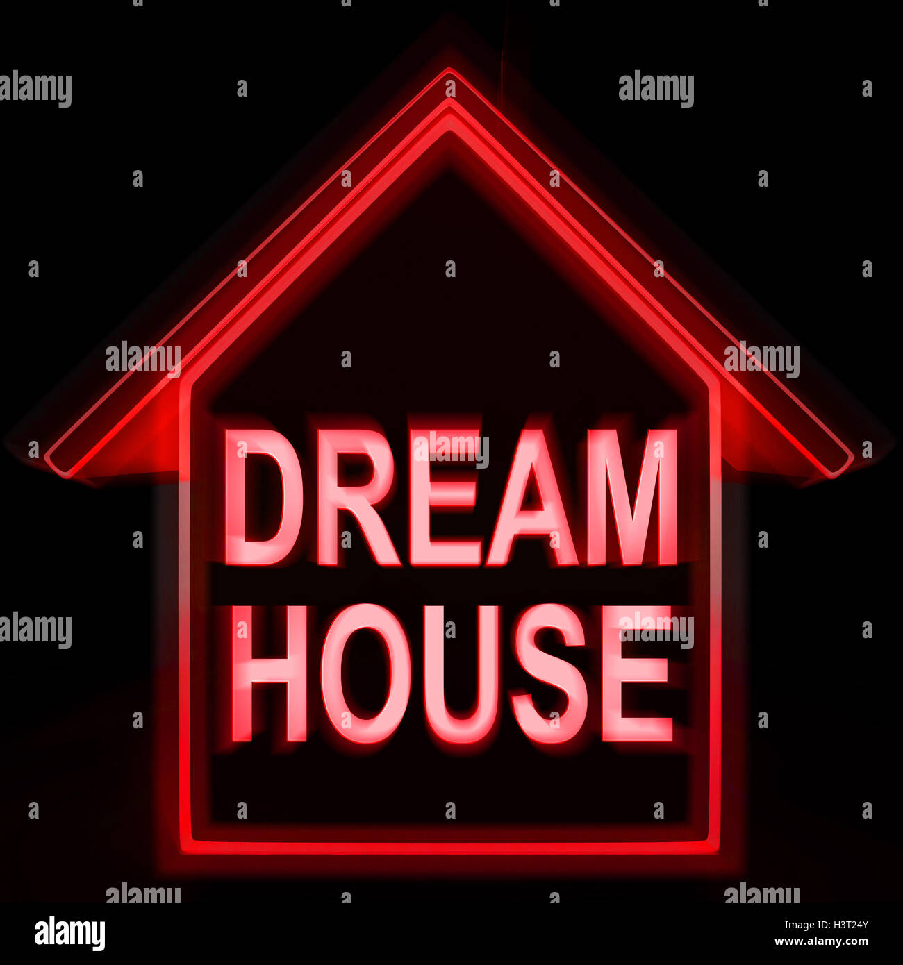 Construct family homes hi-res stock photography and images - Alamy