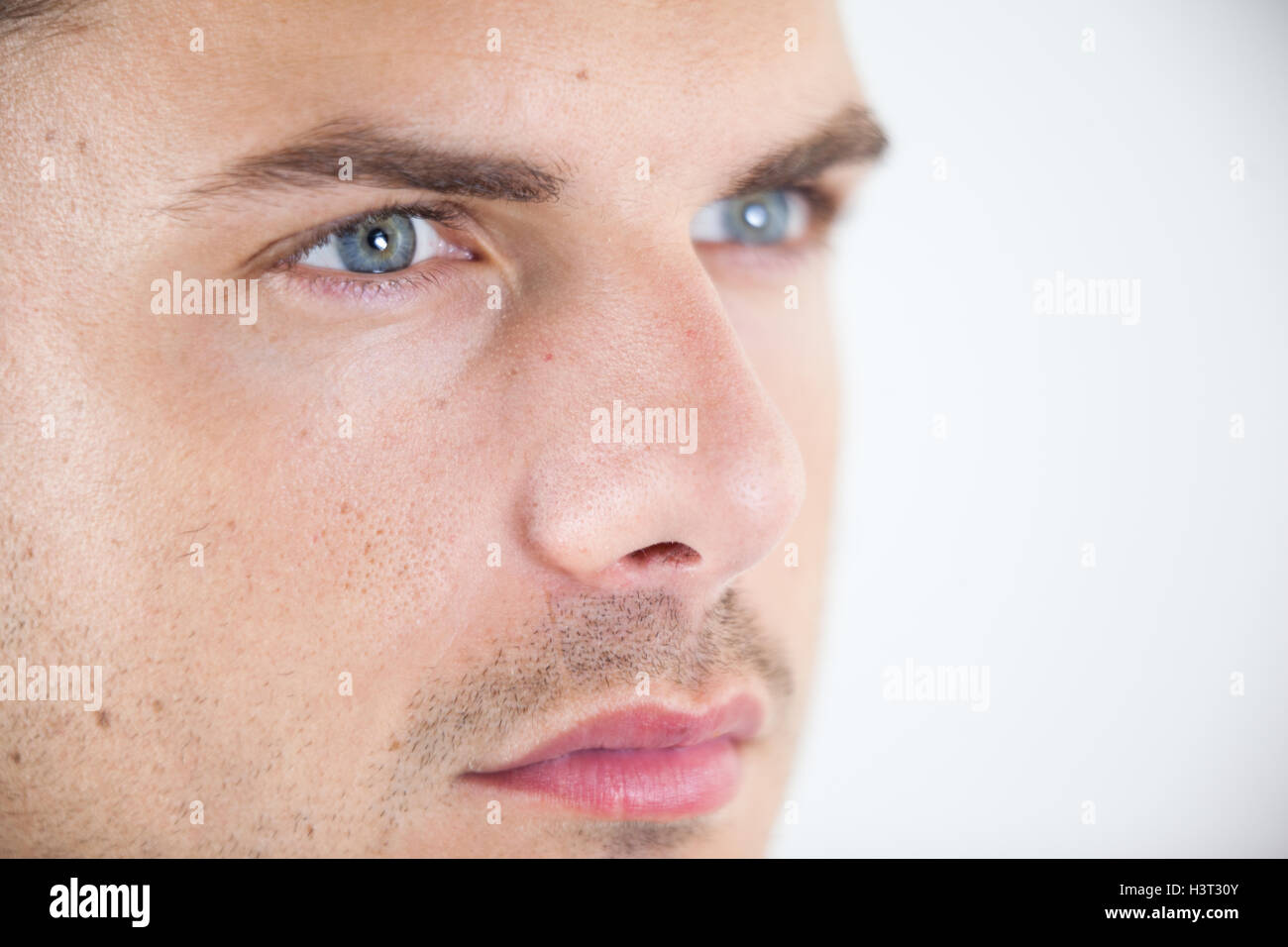 Smart contact lens hi-res stock photography and images - Alamy