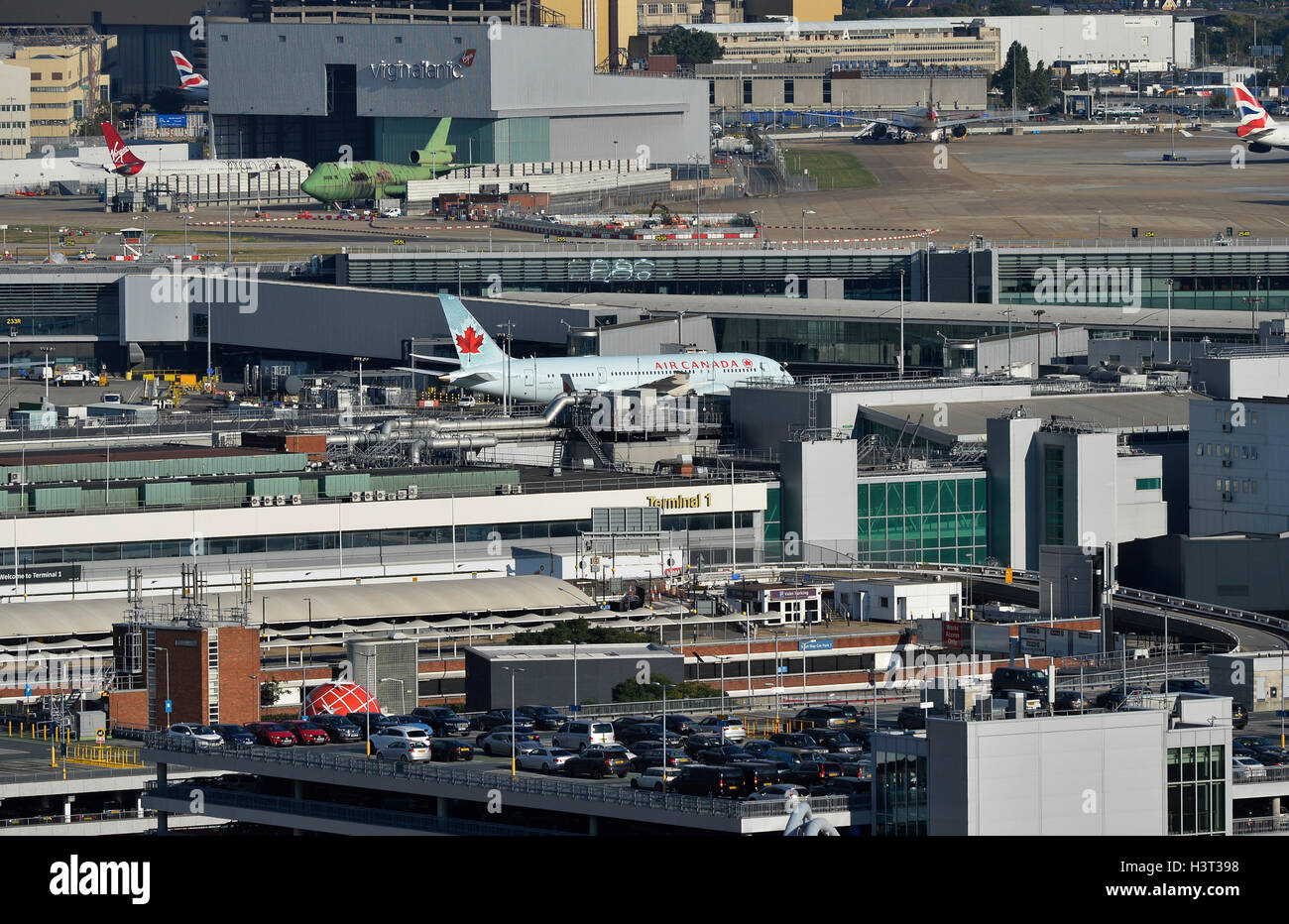 A general view of London's Heathrow Airport Stock Photo - Alamy