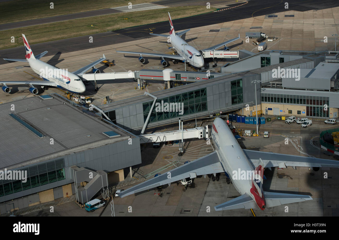 A general view of London's Heathrow Airport Stock Photo - Alamy