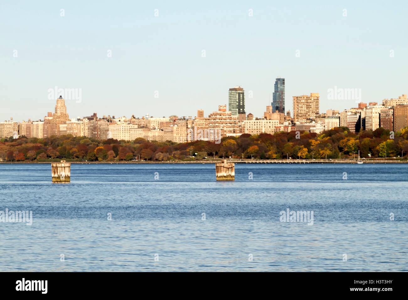 Edgewater towers hi-res stock photography and images - Alamy